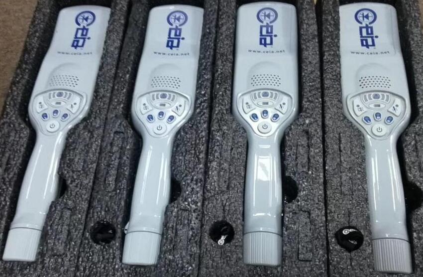 PD140E手持金属探测仪_希淳科技官网_安检门_X光安检机_安检设备_保密设备_反恐救援装备_刑侦技术设备等